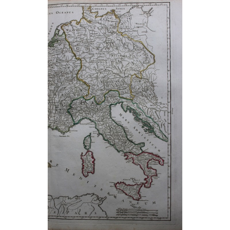 Map of Europe - 1752 - by Robert De VAUGONDY